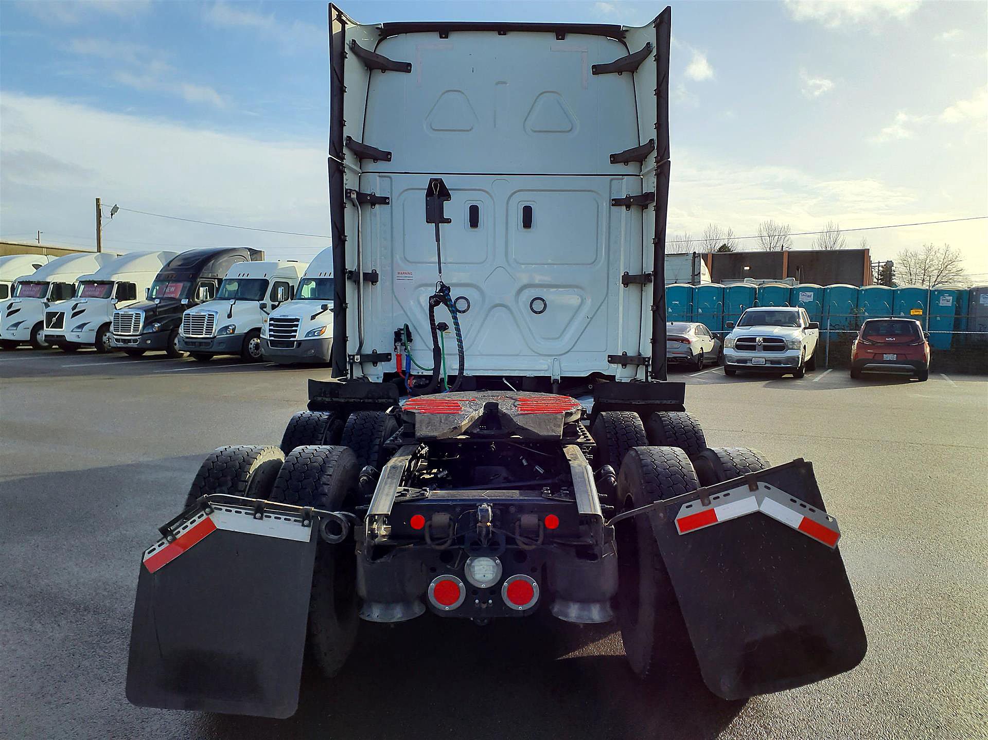 1995 Freightliner FLD120 For Sale | 48" Sleeper | #508082
