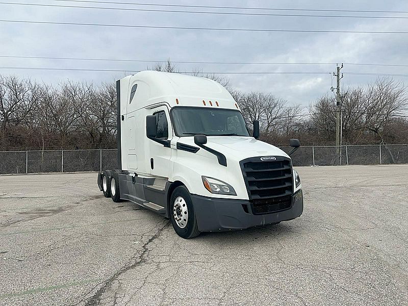 2020 Freightliner Cascadia For Sale | 72" Sleeper | #50700