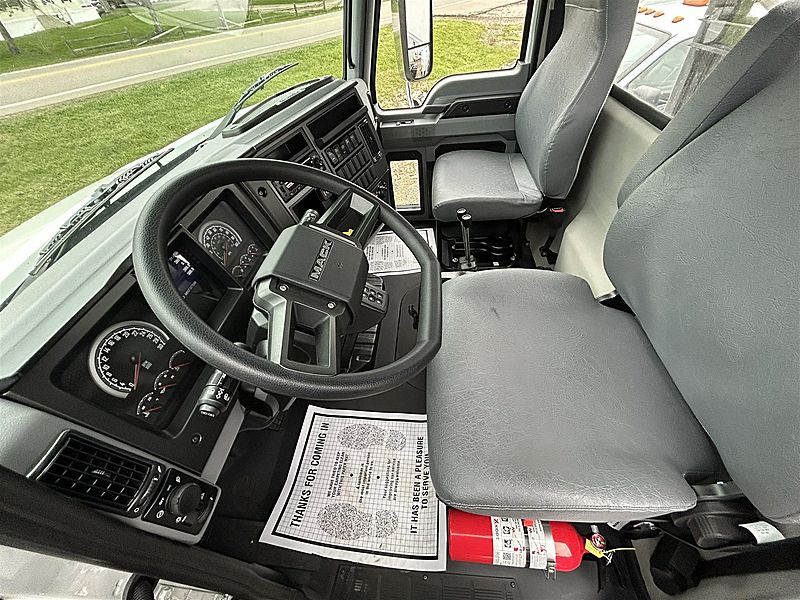 2025 Mack MD742 For Sale | Hook Lift | Non CDL | #9606