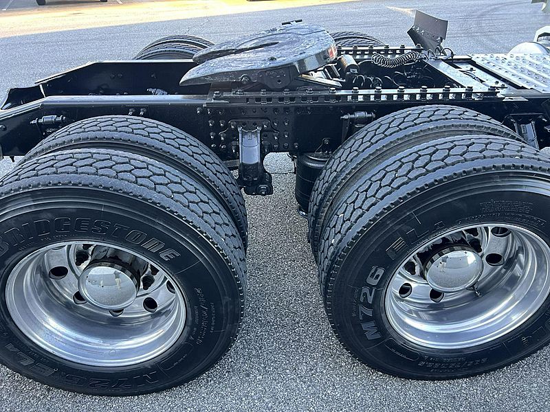 2016 Mack Pinnacle CXU613 For Sale | 70" Sleeper | # 54143