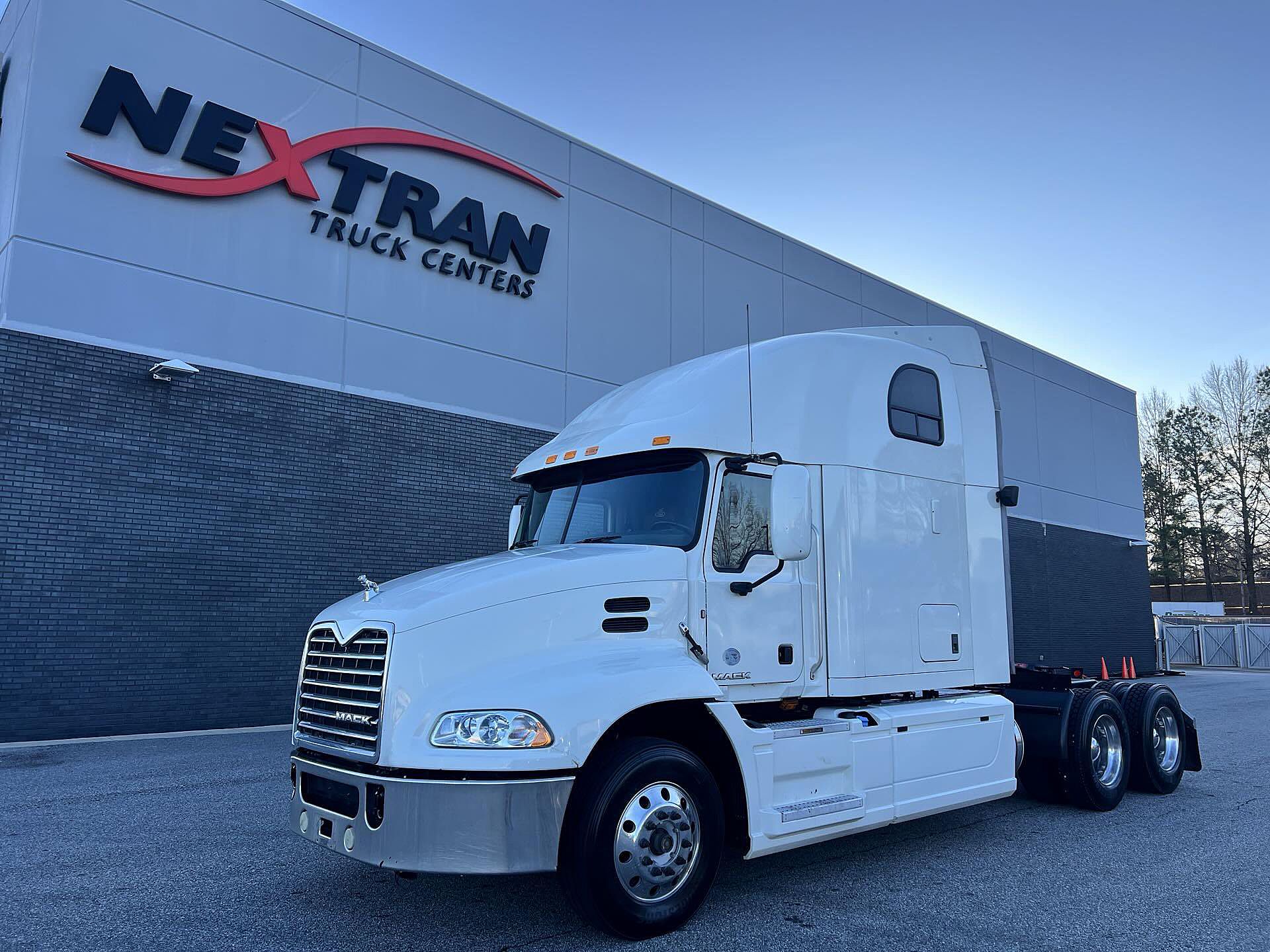 2016 Mack Pinnacle CXU613 For Sale | Sleeper Truck | #15MU057367