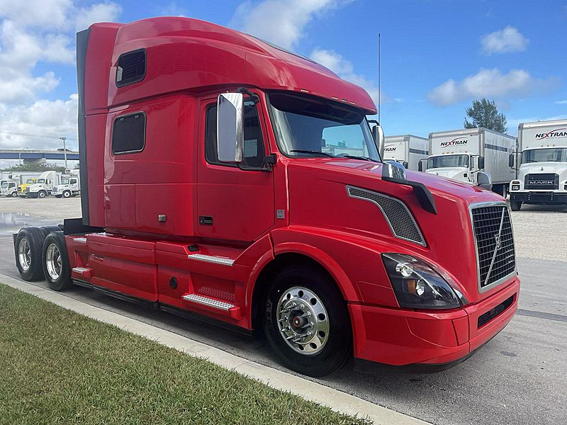 2018 Volvo VNL 780 For Sale | Sleeper Truck | #10VUU98516