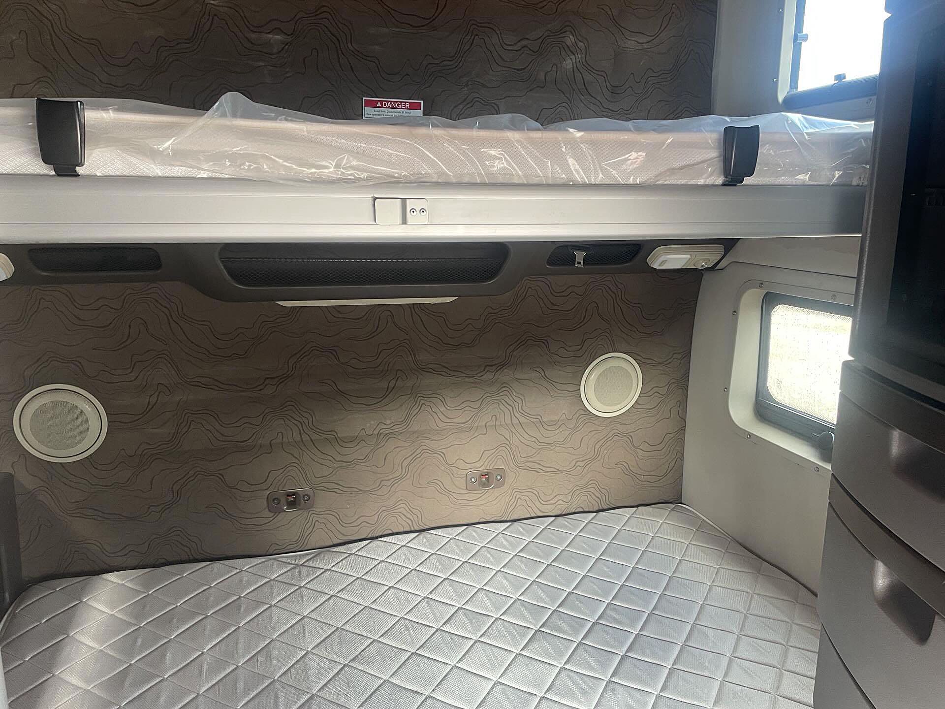 2018 Volvo VNL 780 For Sale | Sleeper Truck | #10VUU98516