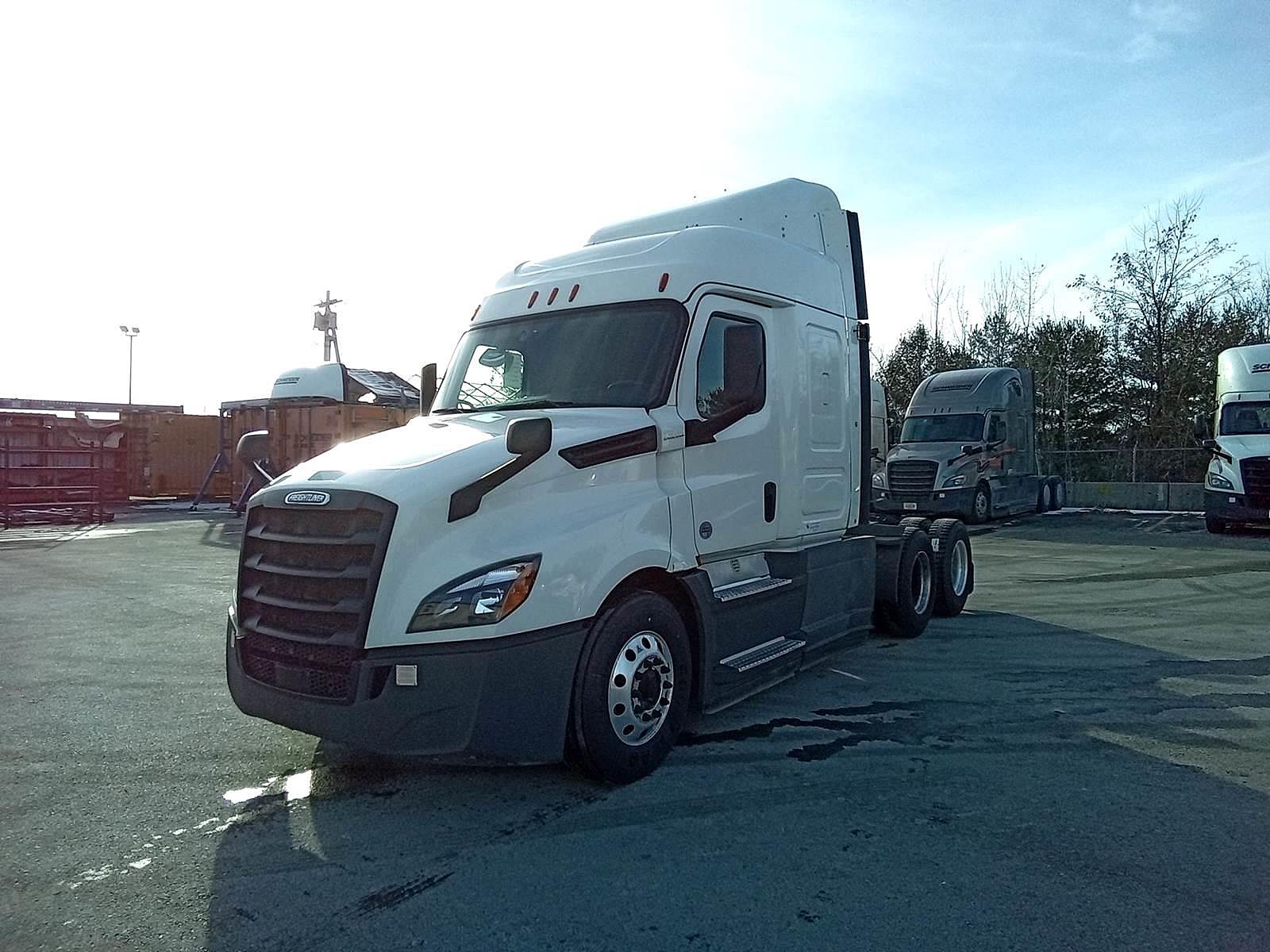 2020 Freightliner Cascadia For Sale | 48" Sleeper | #20216