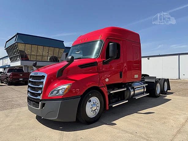 2020 Freightliner Cascadia 126 For Sale | Mid Roof Sleeper | #SA3492 ...