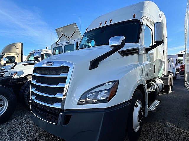 2019 Freightliner NEW CASCADIA PX12664 For Sale | 72" Sleeper | #862719