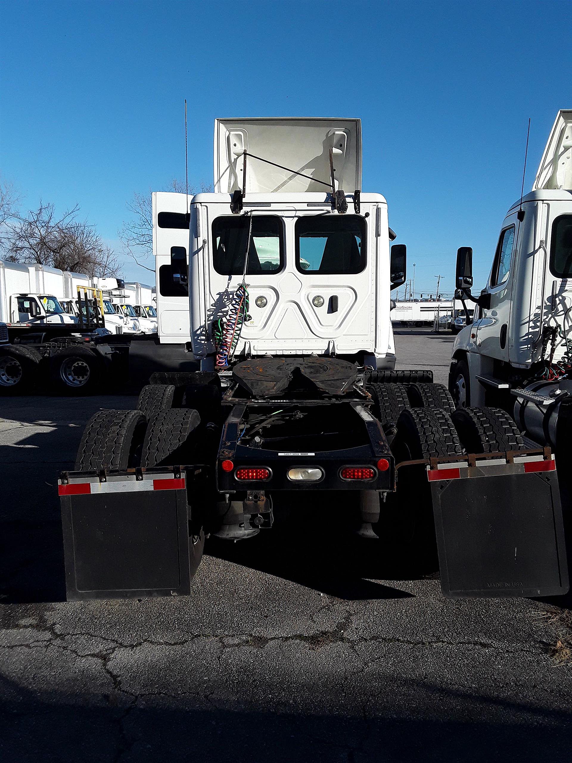 1998 Freightliner 4700 For Sale | Day Cab | #587389