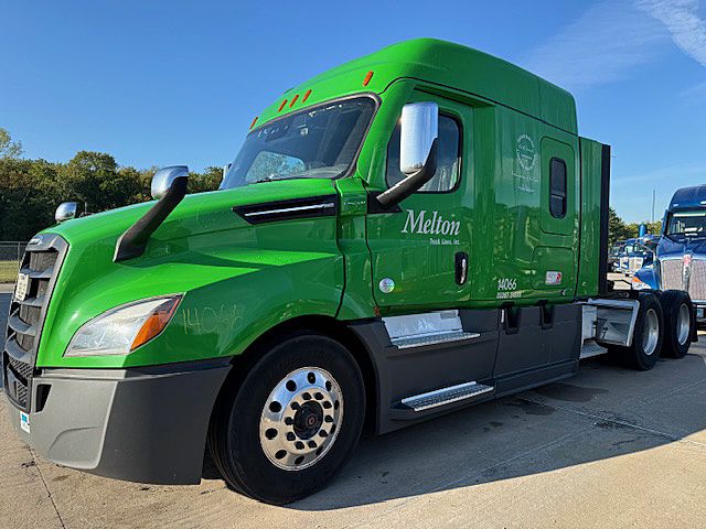 2021 Freightliner Custom Cascadia For Sale | 72" Sleeper | #14066