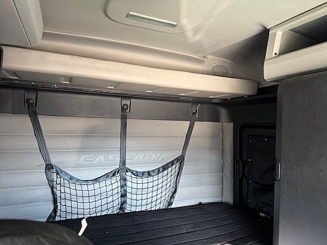 2021 Freightliner Custom Cascadia For Sale | 72" Sleeper | #14066