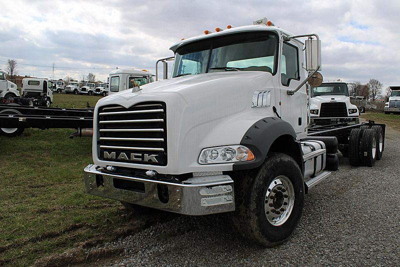 2013 Mack Granite GU813 For Sale | Cab & Chassis | #DM022943
