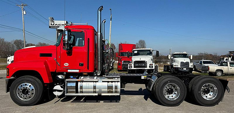 2025 Mack Pinnacle PI64T M778 For Sale | Day Cab | #M017604