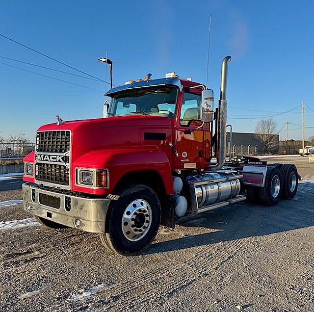 2025 Mack Pinnacle PI64T M778 For Sale | Day Cab | #M017606