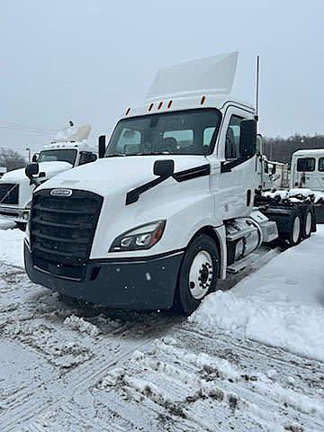 2019 Freightliner NEW CASCADIA PX12664 For Sale | 70" Sleeper | #594557