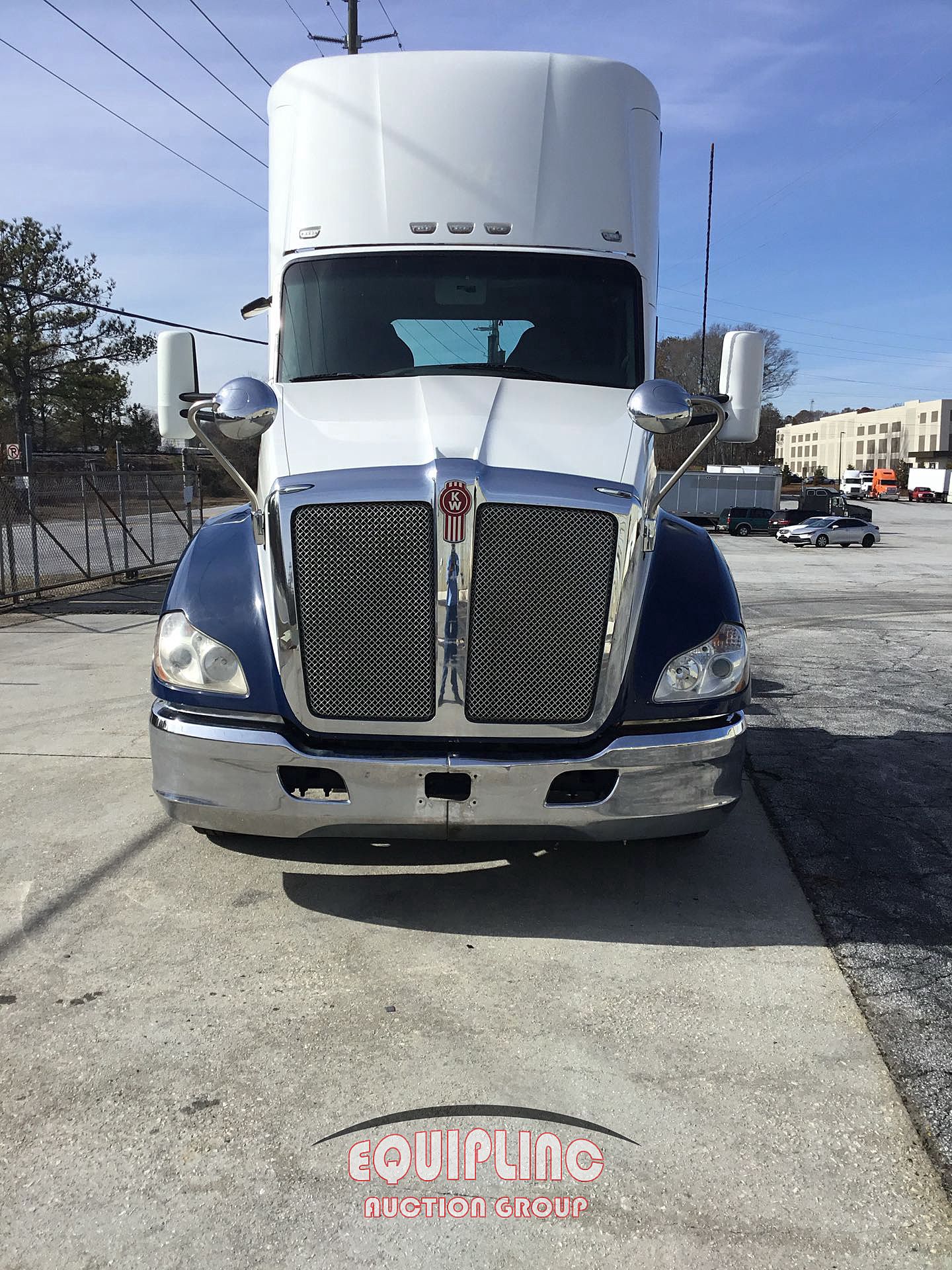 2015 Kenworth T680 For Sale | Day Cab | #CEH452204