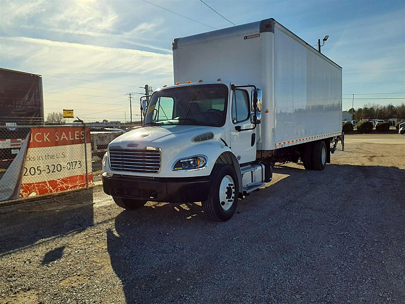 1998 Freightliner 4700LP For Sale | 16' Box | #586111