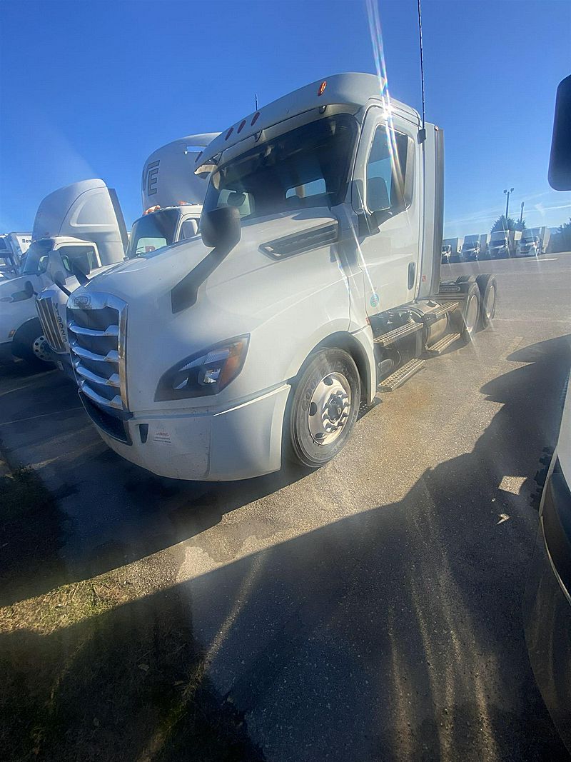 2020 Freightliner NEW CASCADIA PX12664 For Sale | Day Cab | #895539