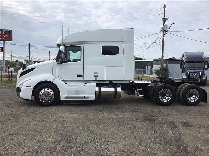 2021 Volvo VNL 740 For Sale | 70" Sleeper | #268147