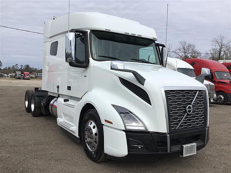 2021 Volvo VNL 740 For Sale | 70" Sleeper | #268147