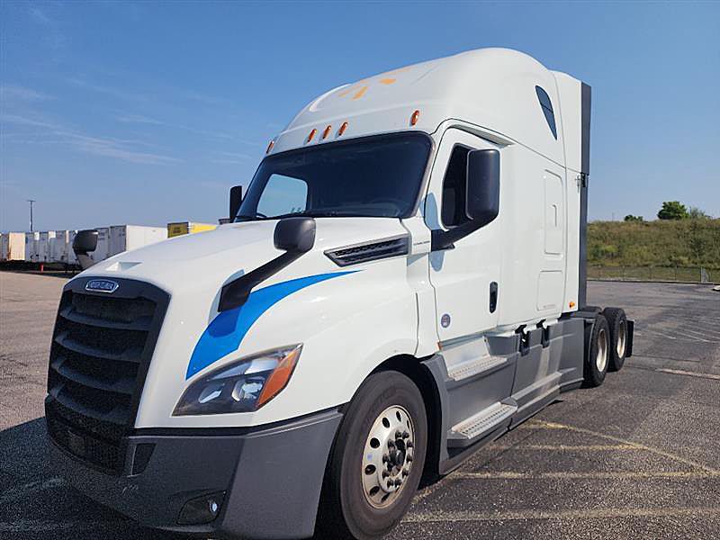 2020 Freightliner Cascadia 126 For Sale | 72" Sleeper | #268309
