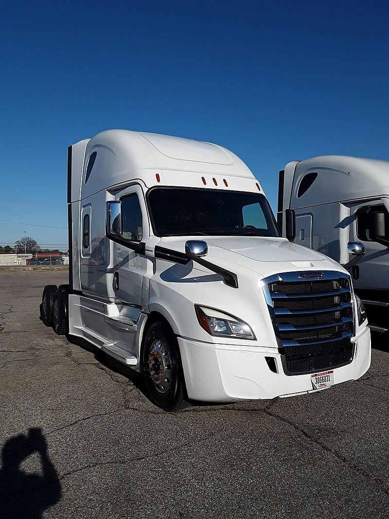 1998 Freightliner FLD120 For Sale | 48" Sleeper | #302552