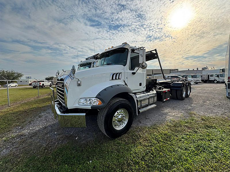 2015 Mack Granite GU813 For Sale | Roll-Off | #20MU028753