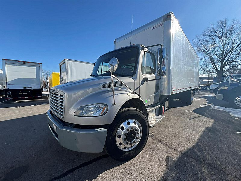 2017 Freightliner M2 106 For Sale | Box Van | #666921