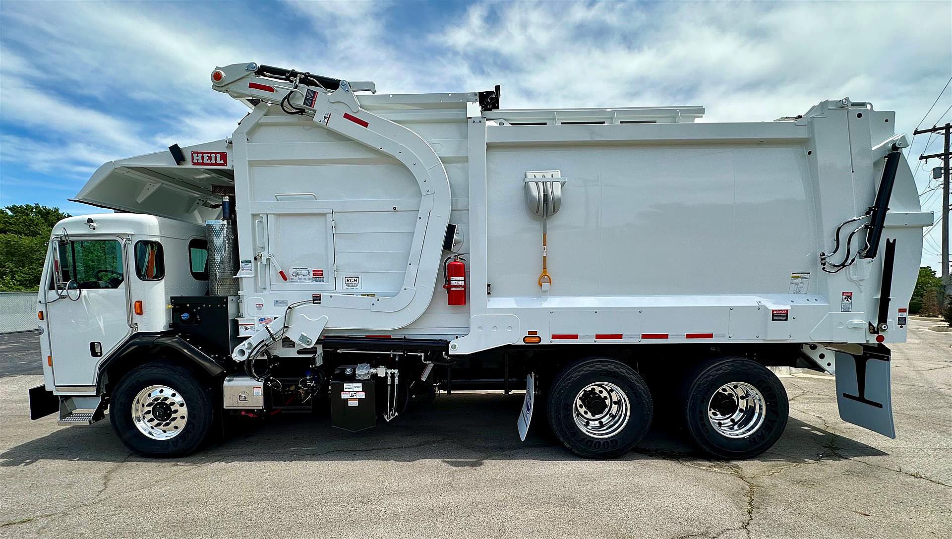 2025 Kenworth L770 For Sale | Day Cab | #0586114