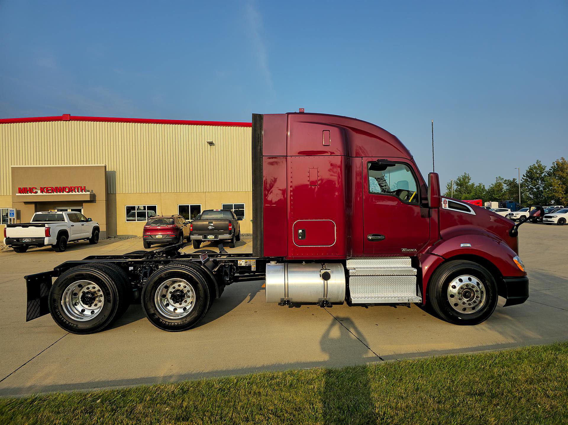 2021 Kenworth T680 For Sale | 52" Sleeper | #0593327