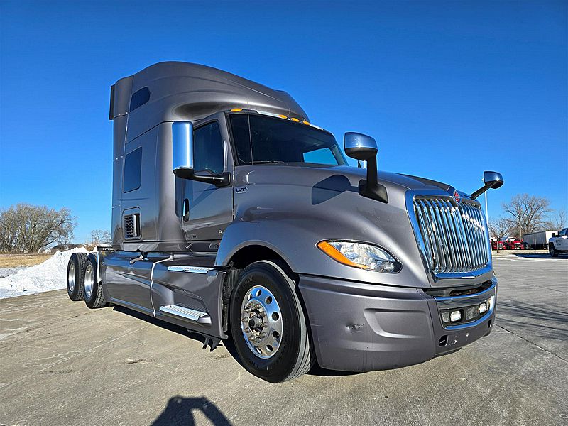 2020 International LT625 For Sale | 73" Sleeper | #0593488