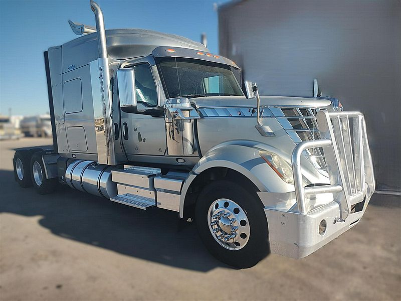 2019 International LoneStar For Sale | 70" Sleeper | # 828888