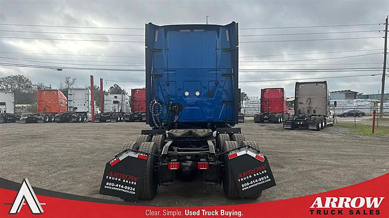 2020 International LT For Sale | 73" Sleeper | #268613