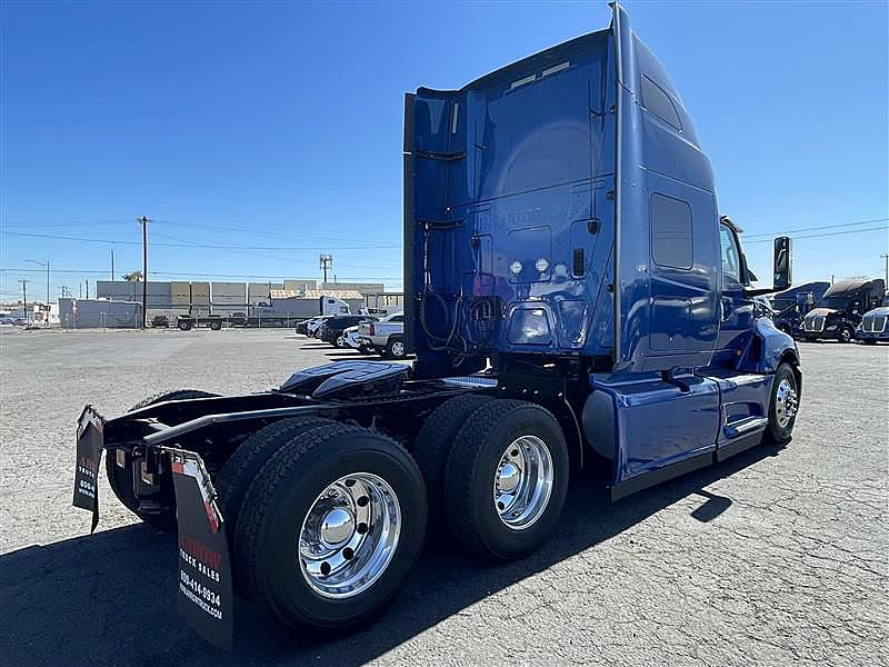 2020 International LT For Sale | 73" Sleeper | #268621