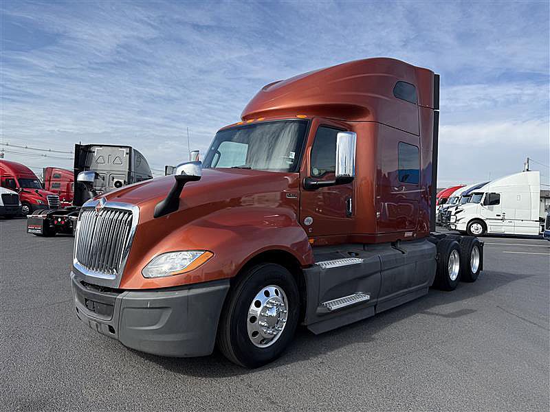 2019 International LT For Sale | 73" Sleeper | #268673