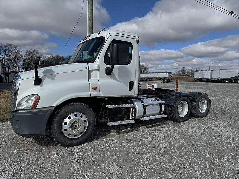 2014 Freightliner Cascadia For Sale | Day Cab | #12655