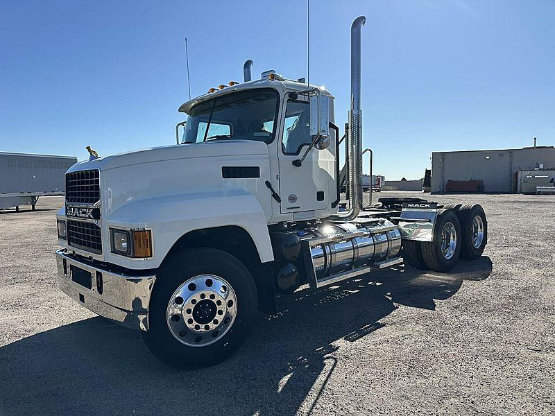 2026 Mack Pinnacle PI64T For Sale | Day Cab | #24PI019556
