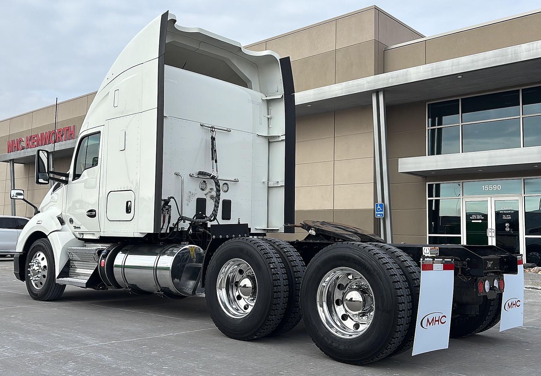 2021 Kenworth T680 For Sale | 52" Sleeper | #0595722