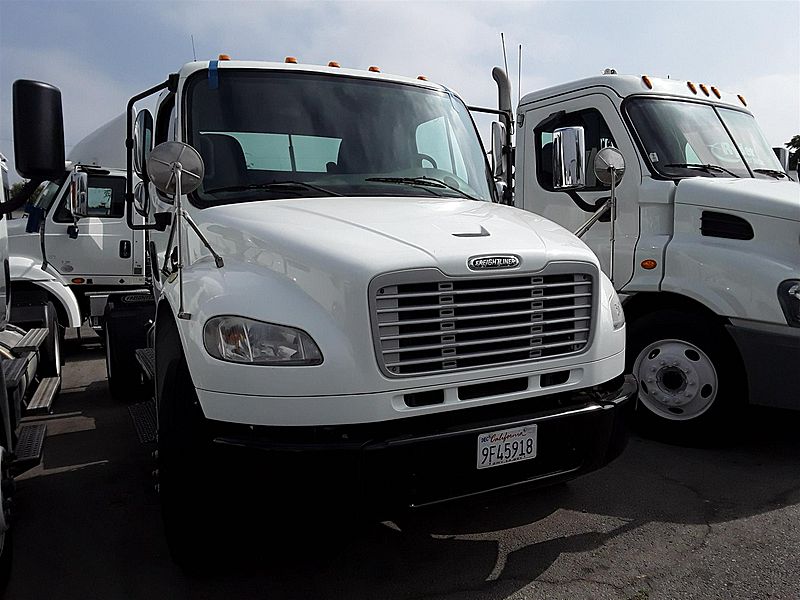 2014 Freightliner M2 106 For Sale | Day Cab | #301988