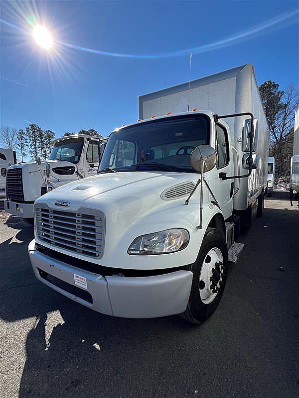 2018 Freightliner M2 106 For Sale | Box Van | #756918