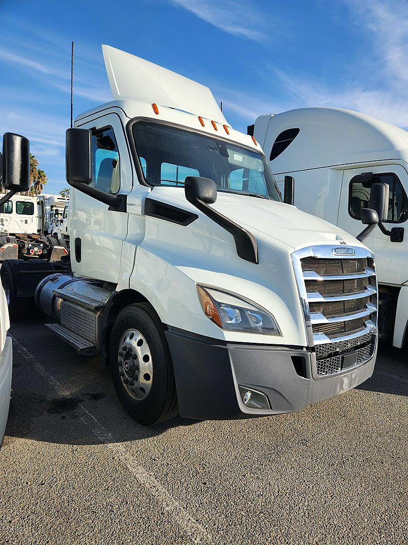 2020 Freightliner NEW CASCADIA 116 For Sale | Day Cab | #264756