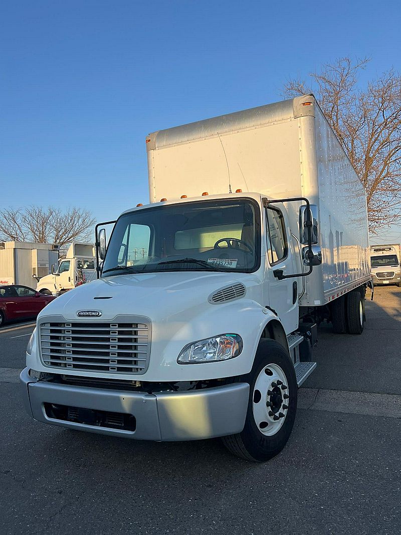 2018 Freightliner M2 106 For Sale | Box Van | #799957