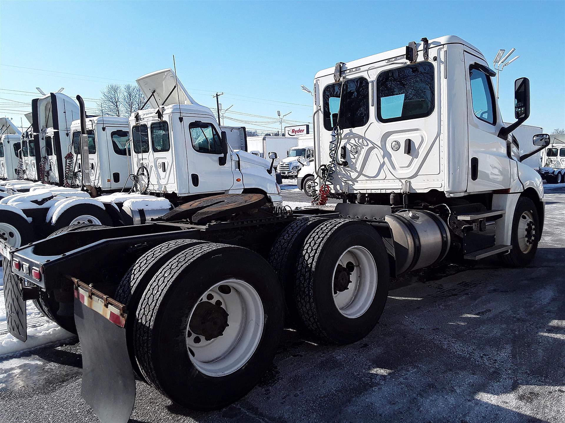 2019 Freightliner CASCADIA For Sale | Day Cab | #578973