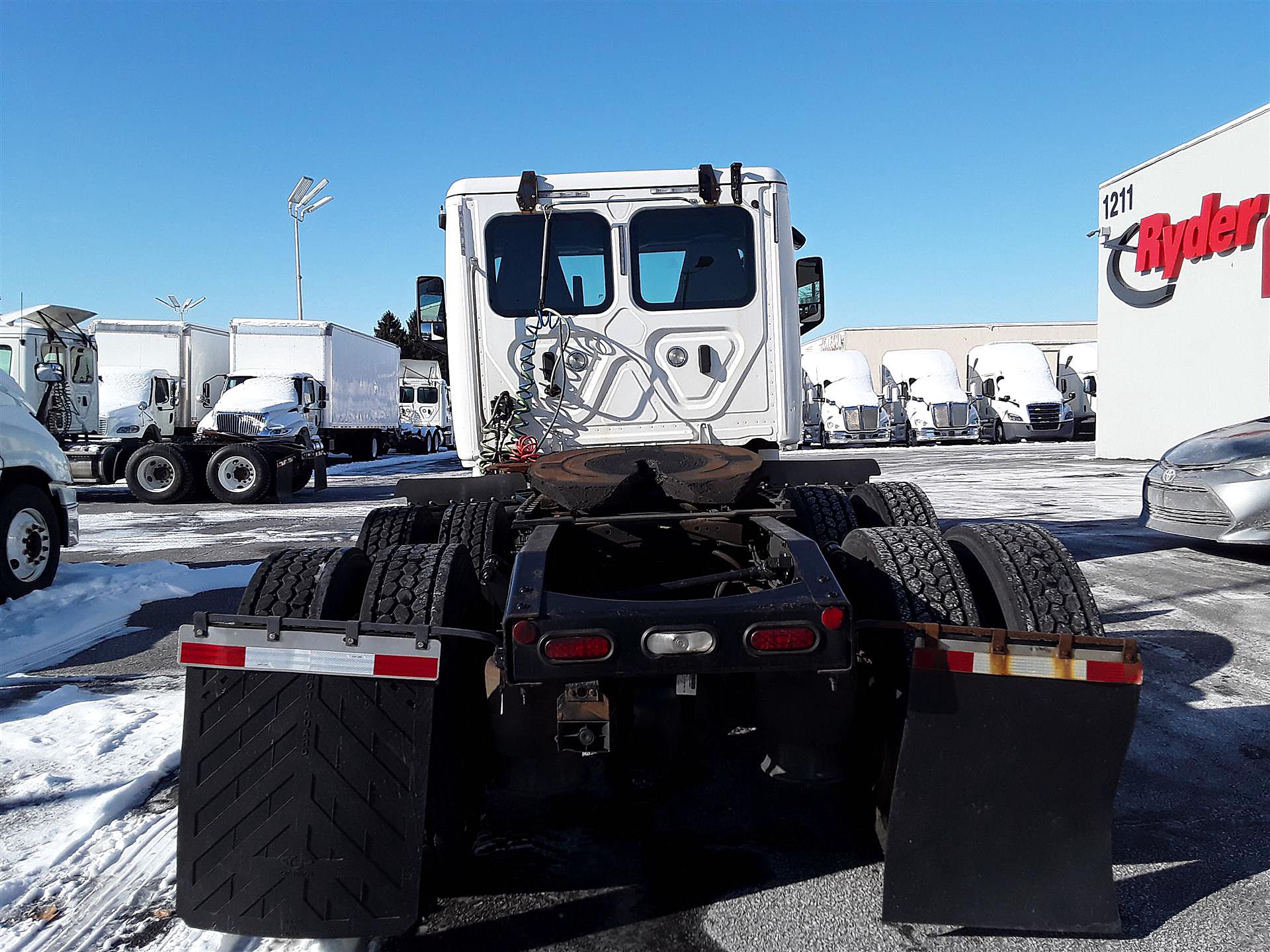 2019 Freightliner CASCADIA For Sale | Day Cab | #578973