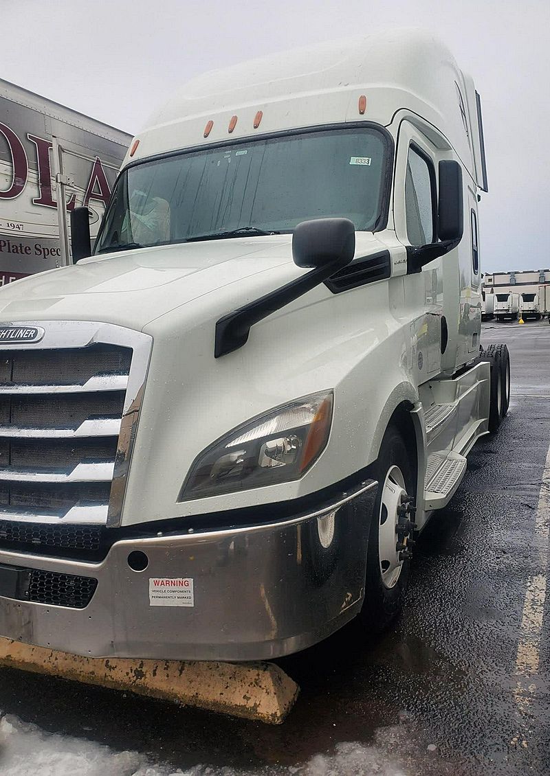 2020 Freightliner NEW CASCADIA PX12664 For Sale | 72" Sleeper | #272147