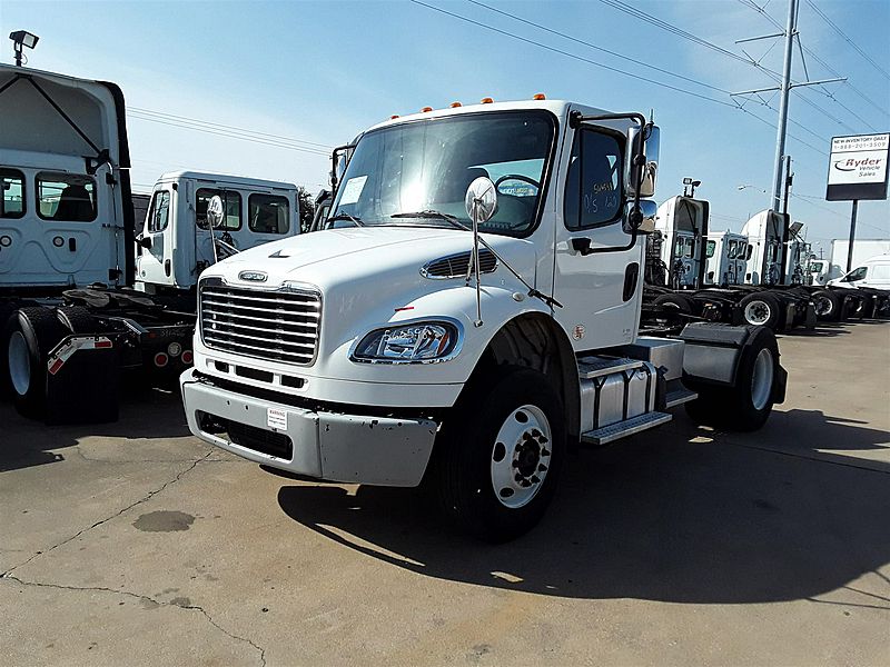 2015 Freightliner M2 106 For Sale | Day Cab | #566598
