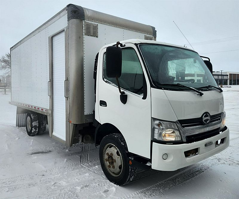 2018 Hino 195 For Sale | 18' Box | #752172