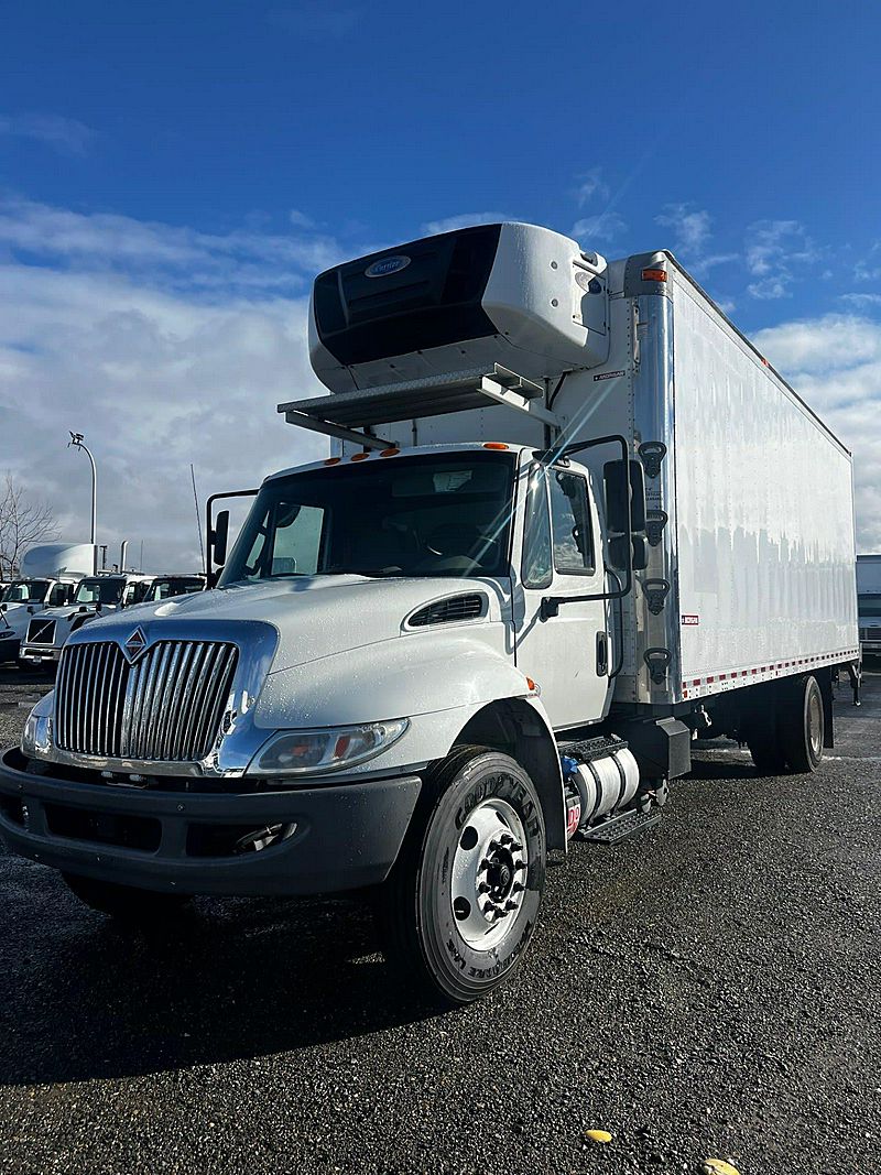 2018 International DuraStar 4300 For Sale | 26' Box | #792919