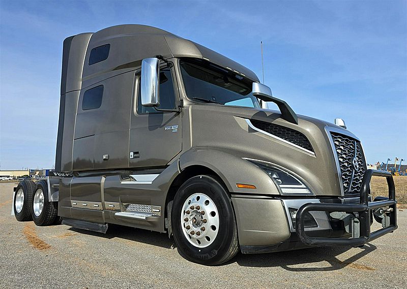 2020 Volvo VNL 760 For Sale | 70" Sleeper | #0596362