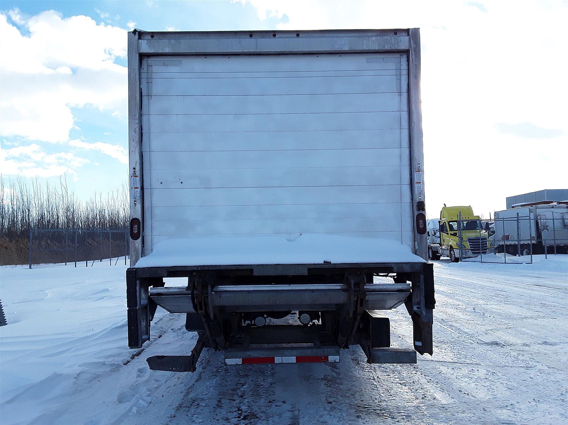 2020 International MV607 For Sale | 26' Box | #283375