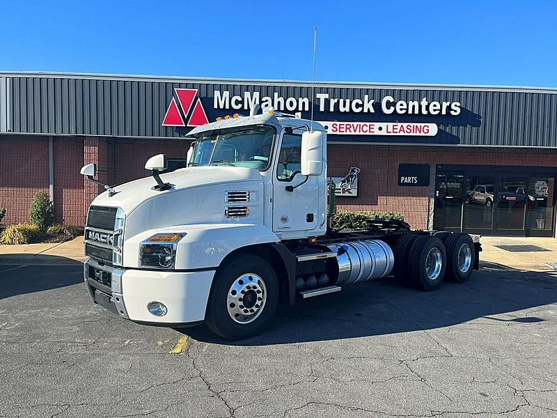 2026 Mack Anthem AN64T M742 For Sale | Daycab Sleeper | #M055804