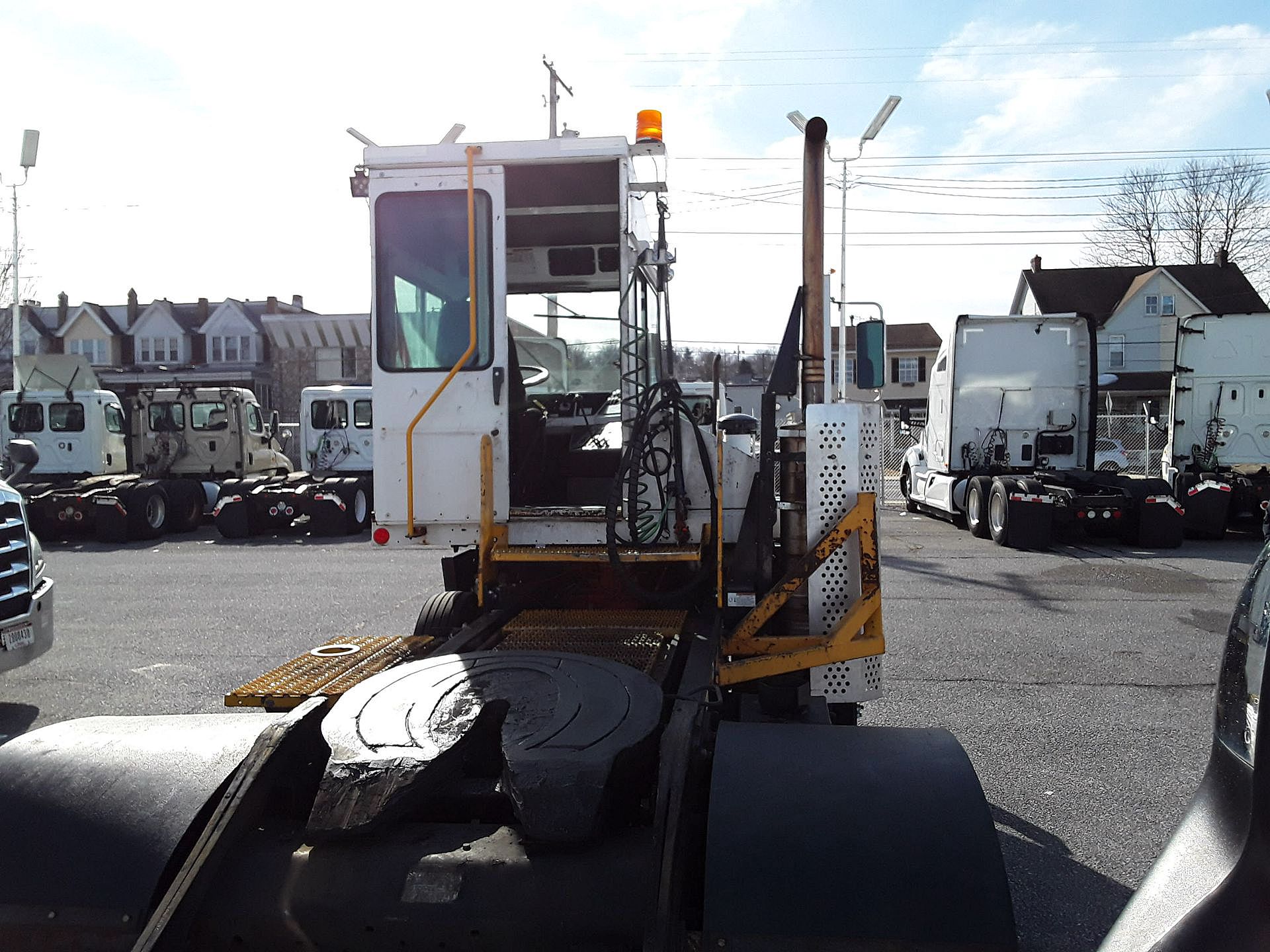 2018 Capacity SABRE 5 4X2 For Sale | Yard Spotter | #866183